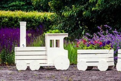 Garden Decoration With Wooden Crates