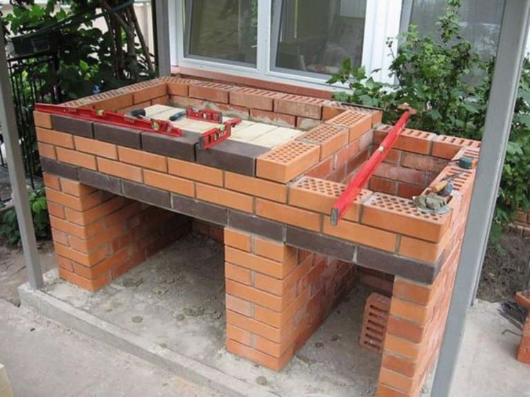 15+ Incredible Ideas Of Grill Made With Bricks To Make In The Garden